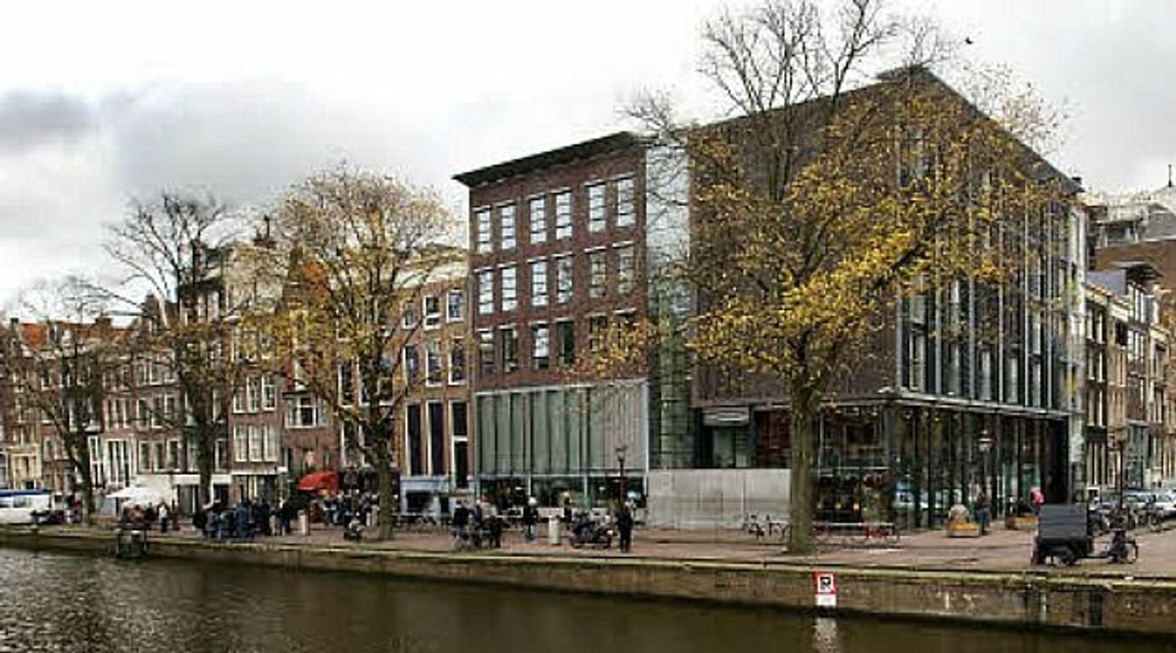 Anne Frank House tourpassion.com